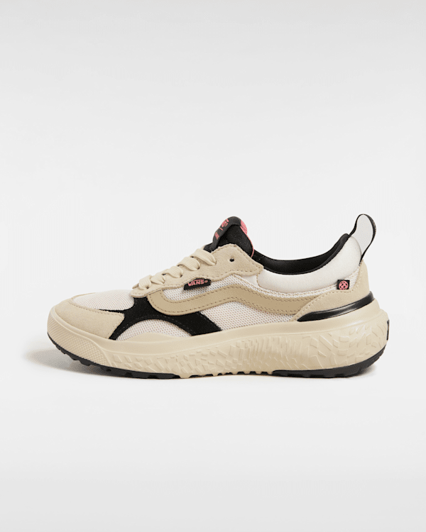 MTE ultrarange Neo VR3 Shoes in Beige| Vans DK