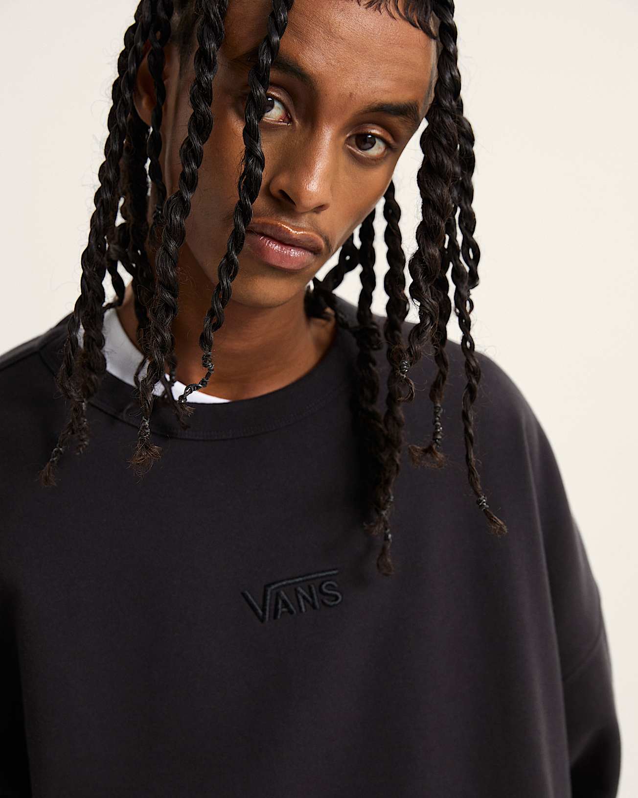Premium Logo Crew Sweatshirt in Black| Vans SE