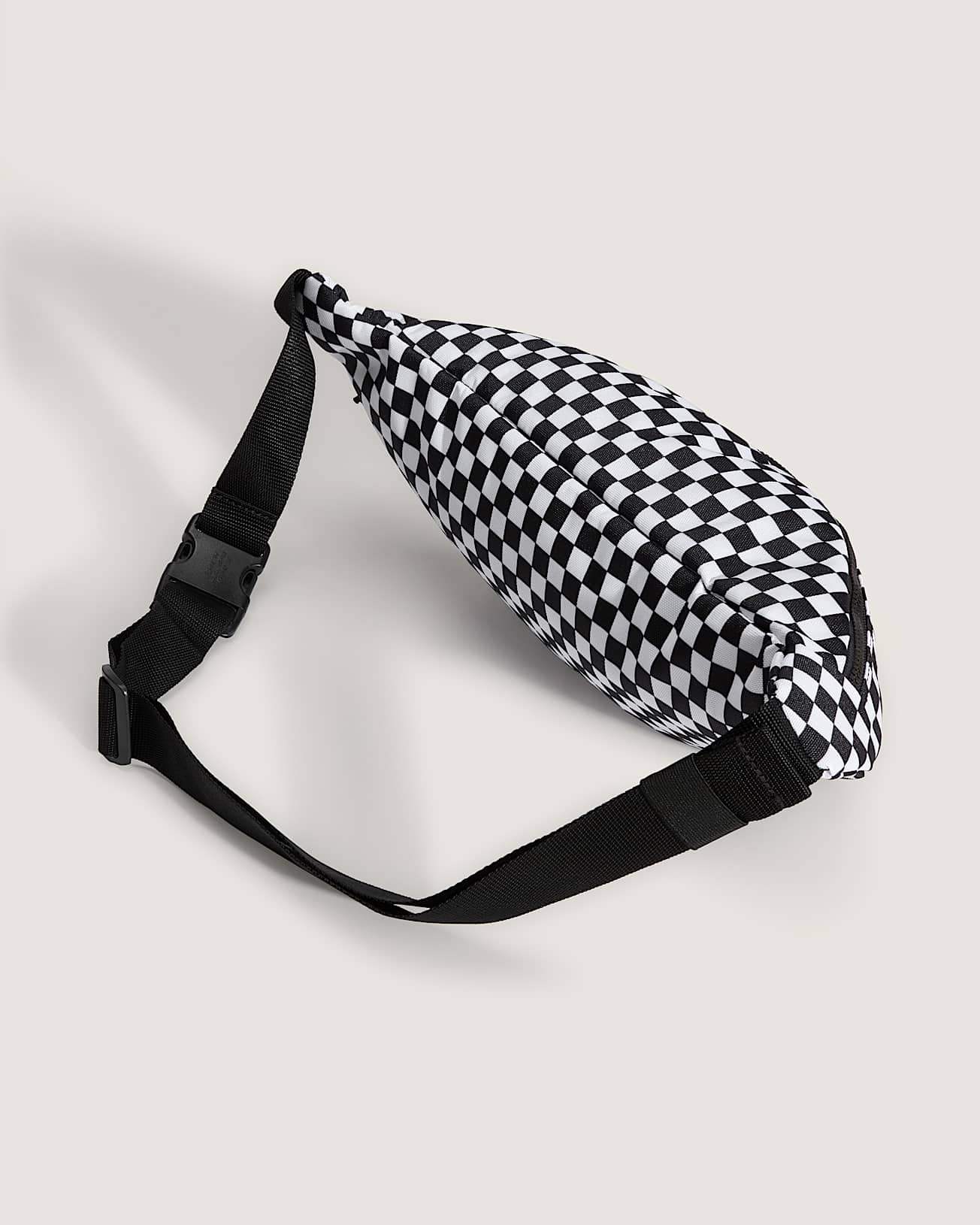 Ward Cross Body Pack in Black$$White| Vans UK