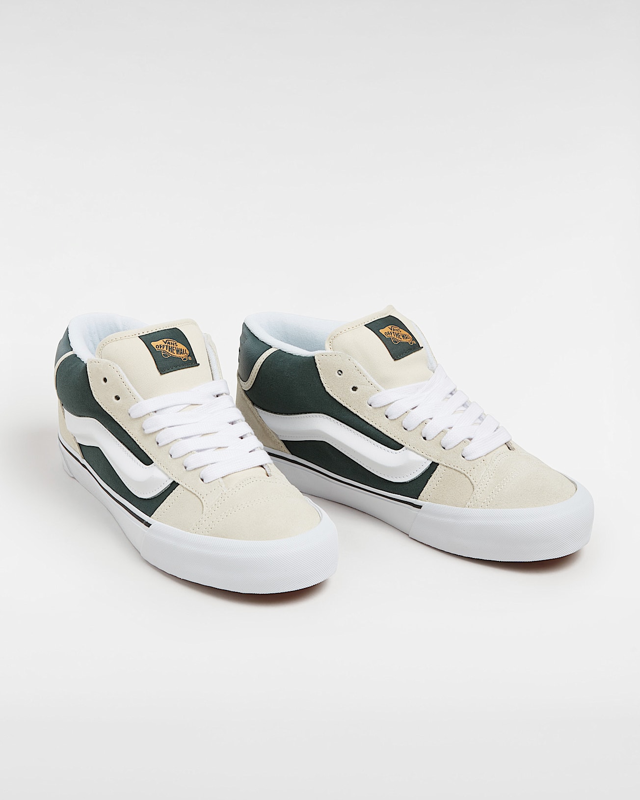 Knu Mid Shoes in Beige| Vans UK