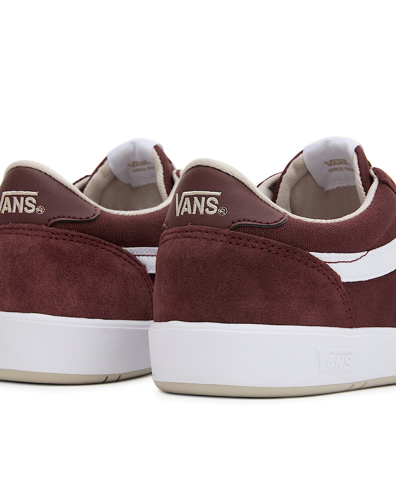 Cruze Too ComfyCush Shoes in Brown| Vans UK