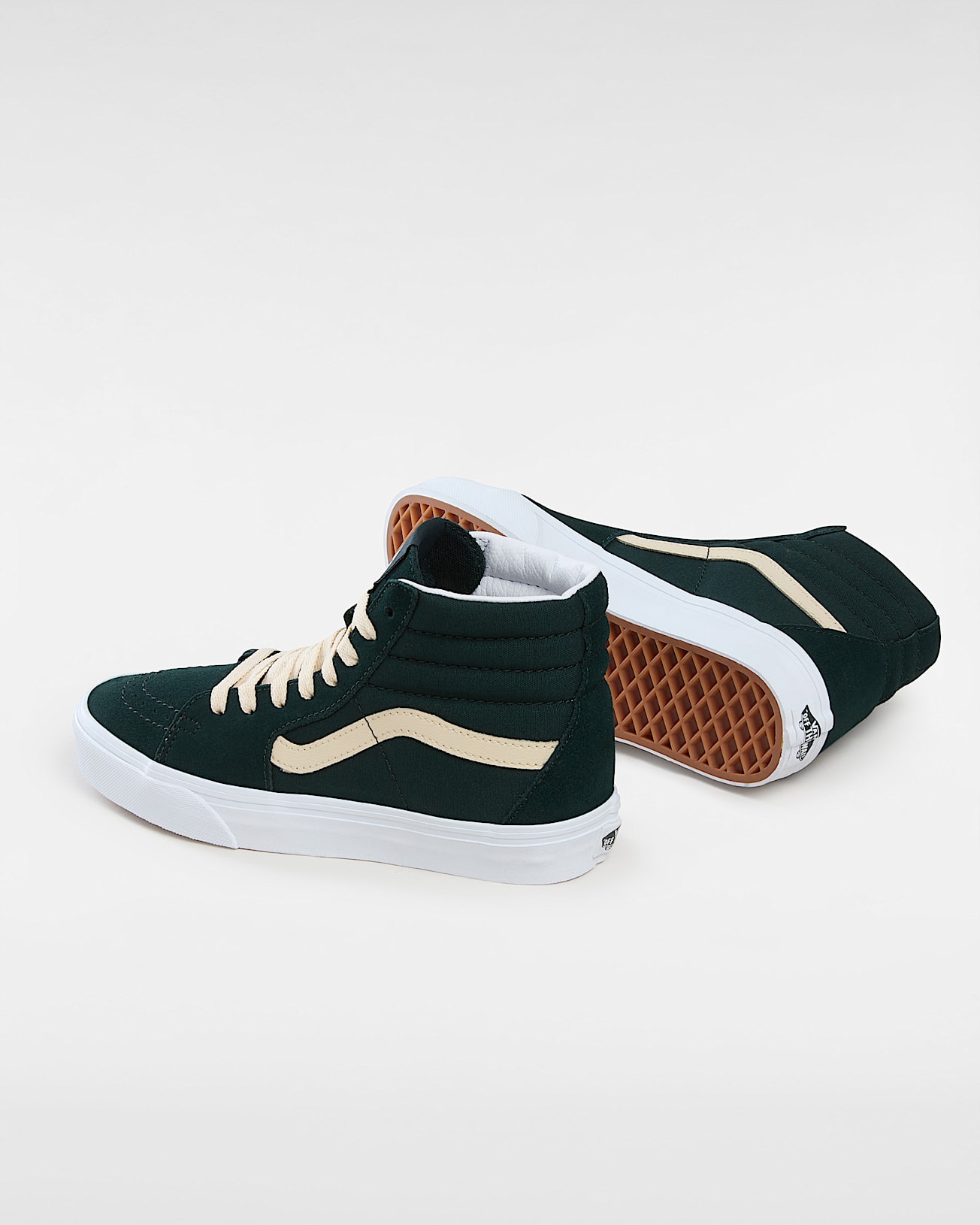 Sk8-Hi Suede Shoes in Green| Vans CZ