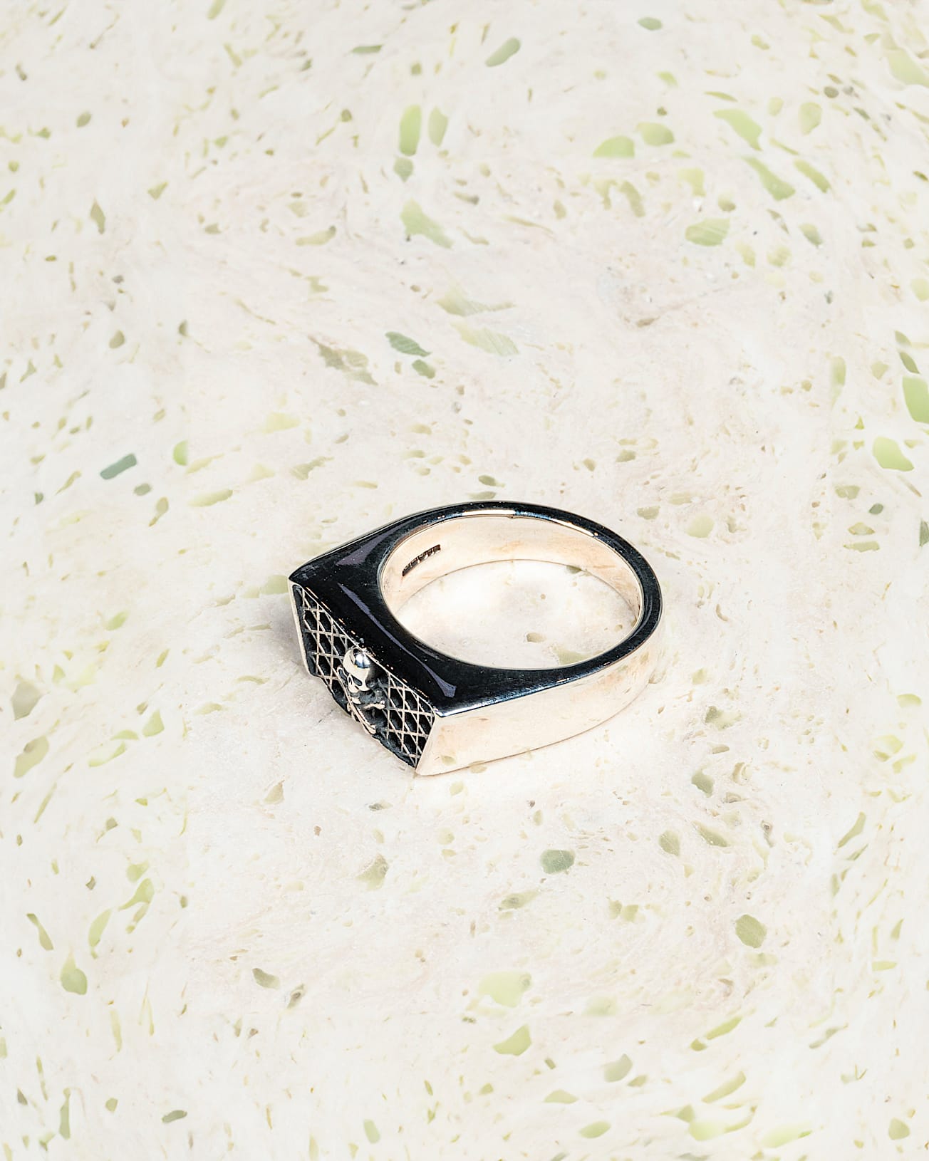 The Frog Waffle Ring in Grey| Vans UK