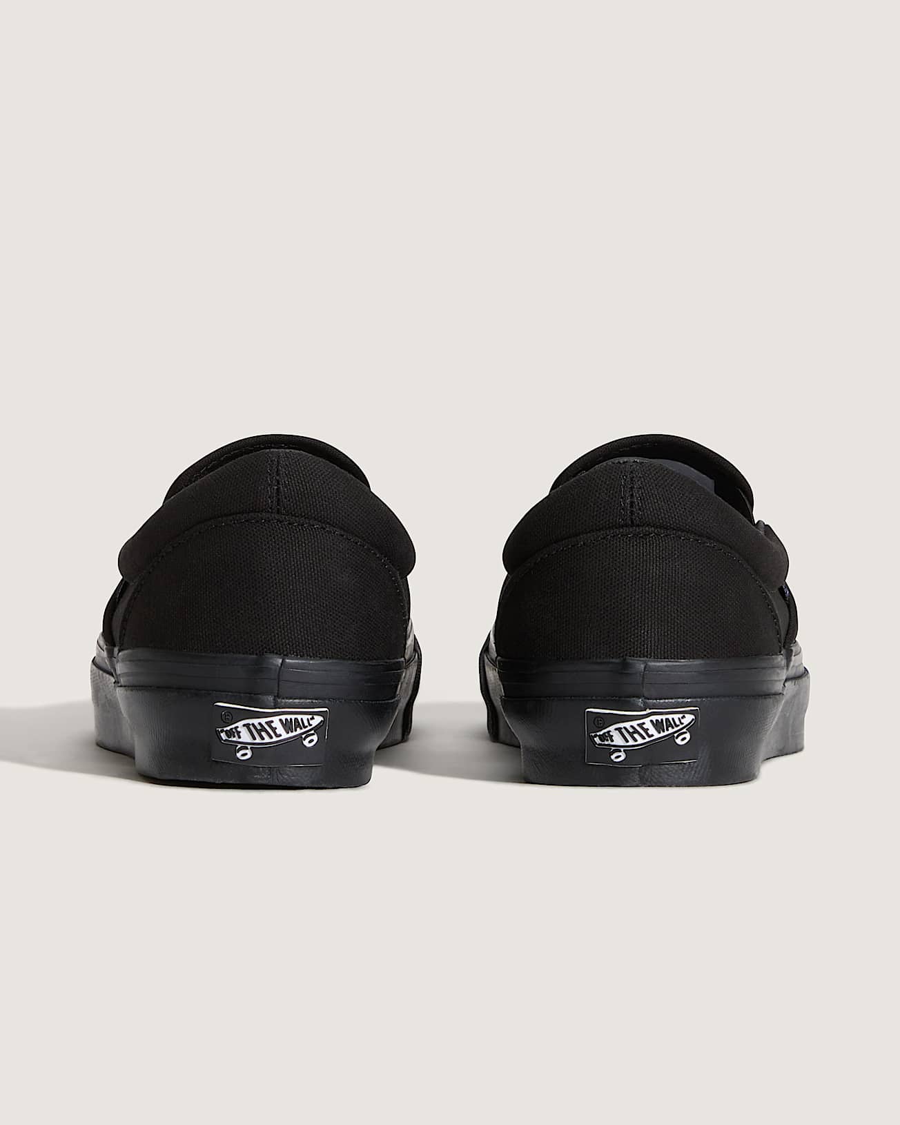 Premium Slip-On 98 Shoes in Black| Vans SE