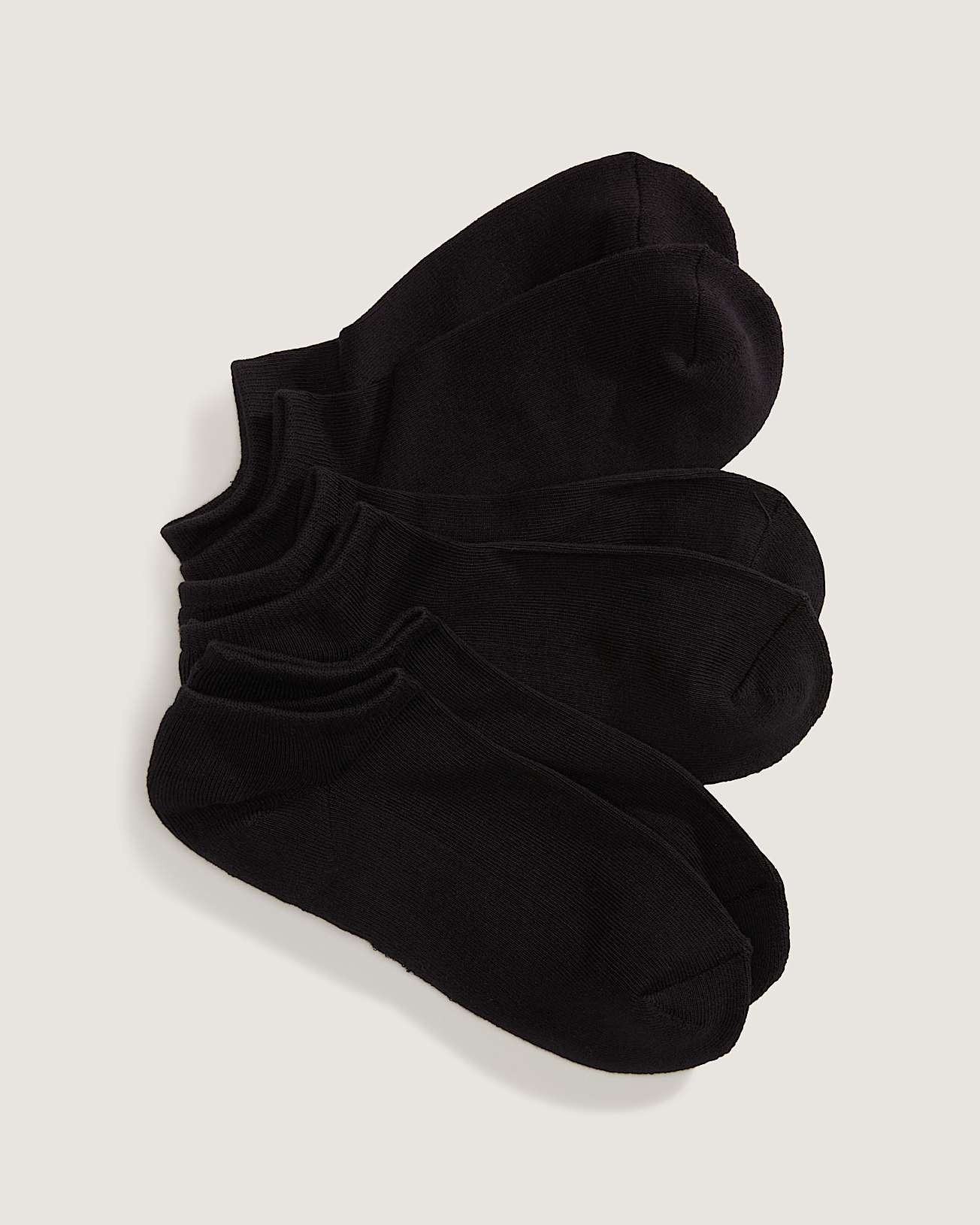 Classic Kick Socks (3 pairs) in Black| Vans UK