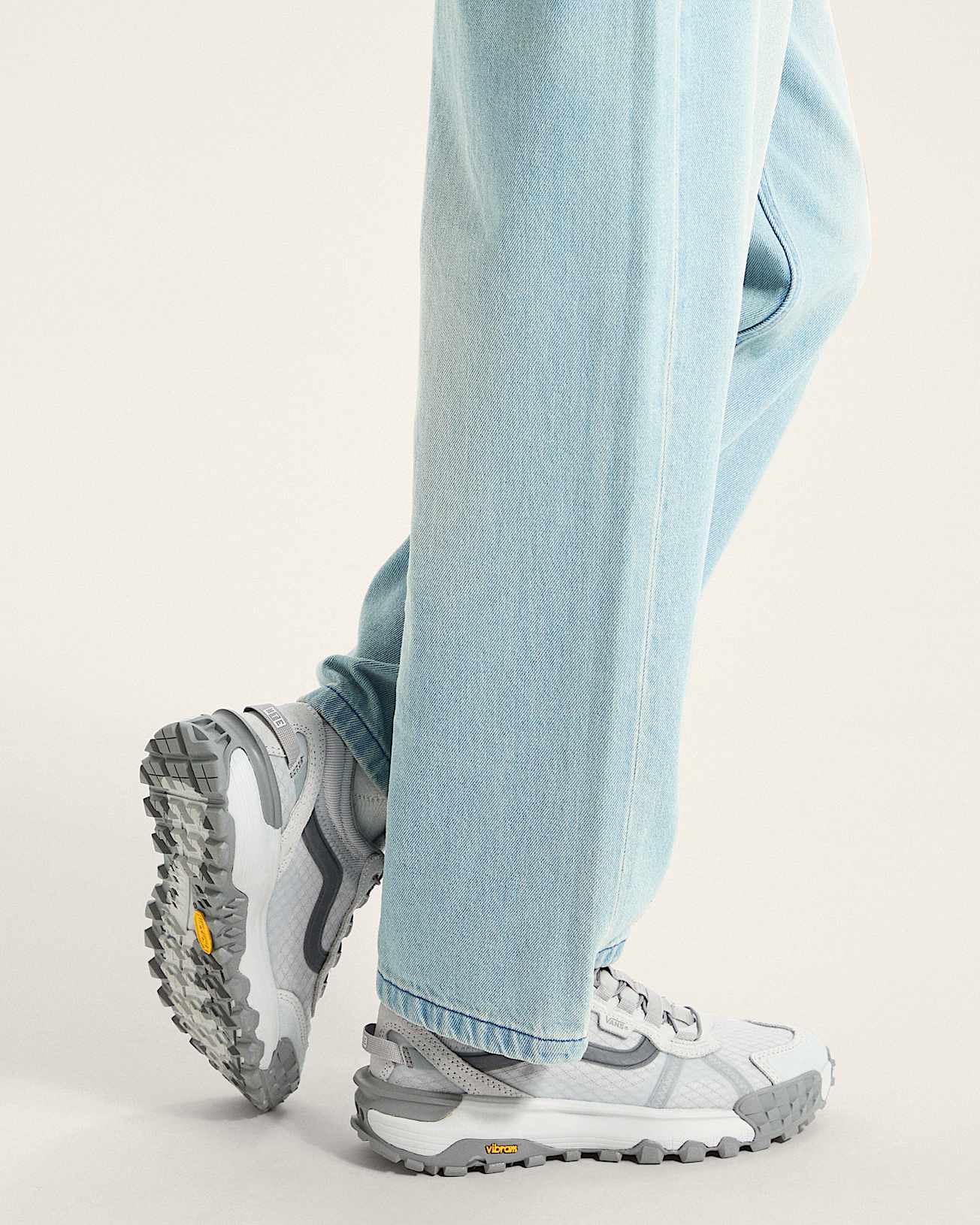 Crosspath XC Shoes in Grey| Vans IE