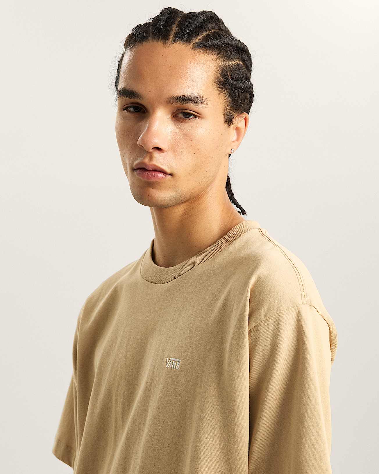 Left Chest Logo II T-Shirt in Beige| Vans CH