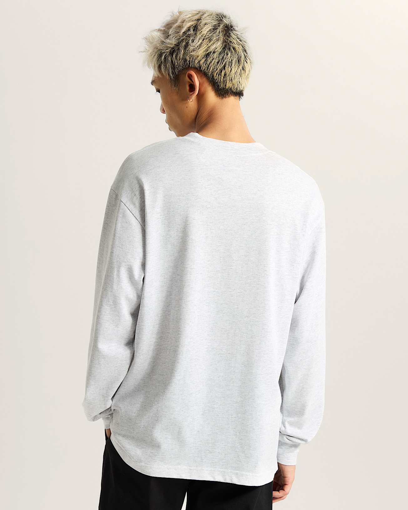 Left Chest II Logo T-Shirt in Grey| Vans CZ