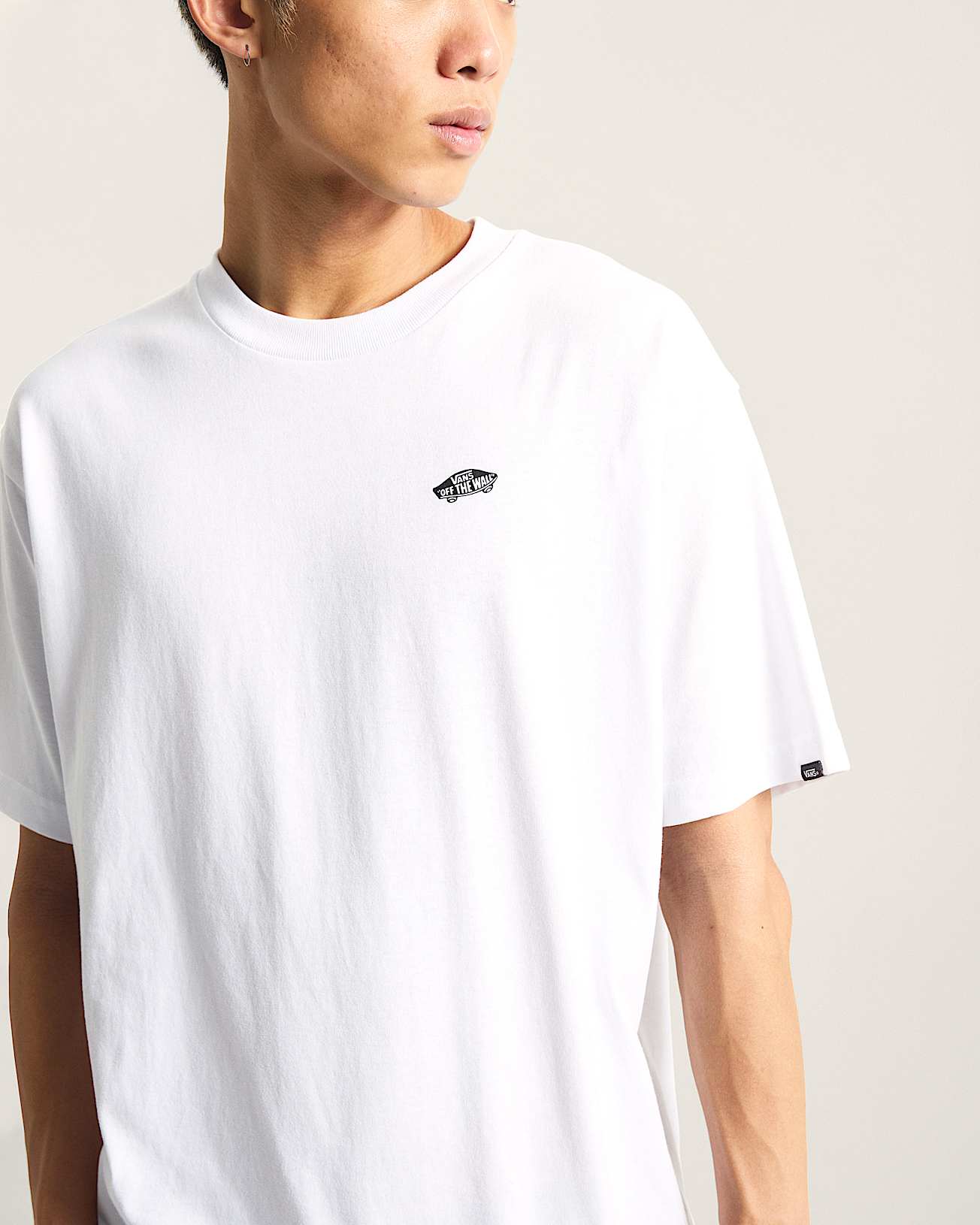 Style 76 II T-Shirt in White| Vans UK