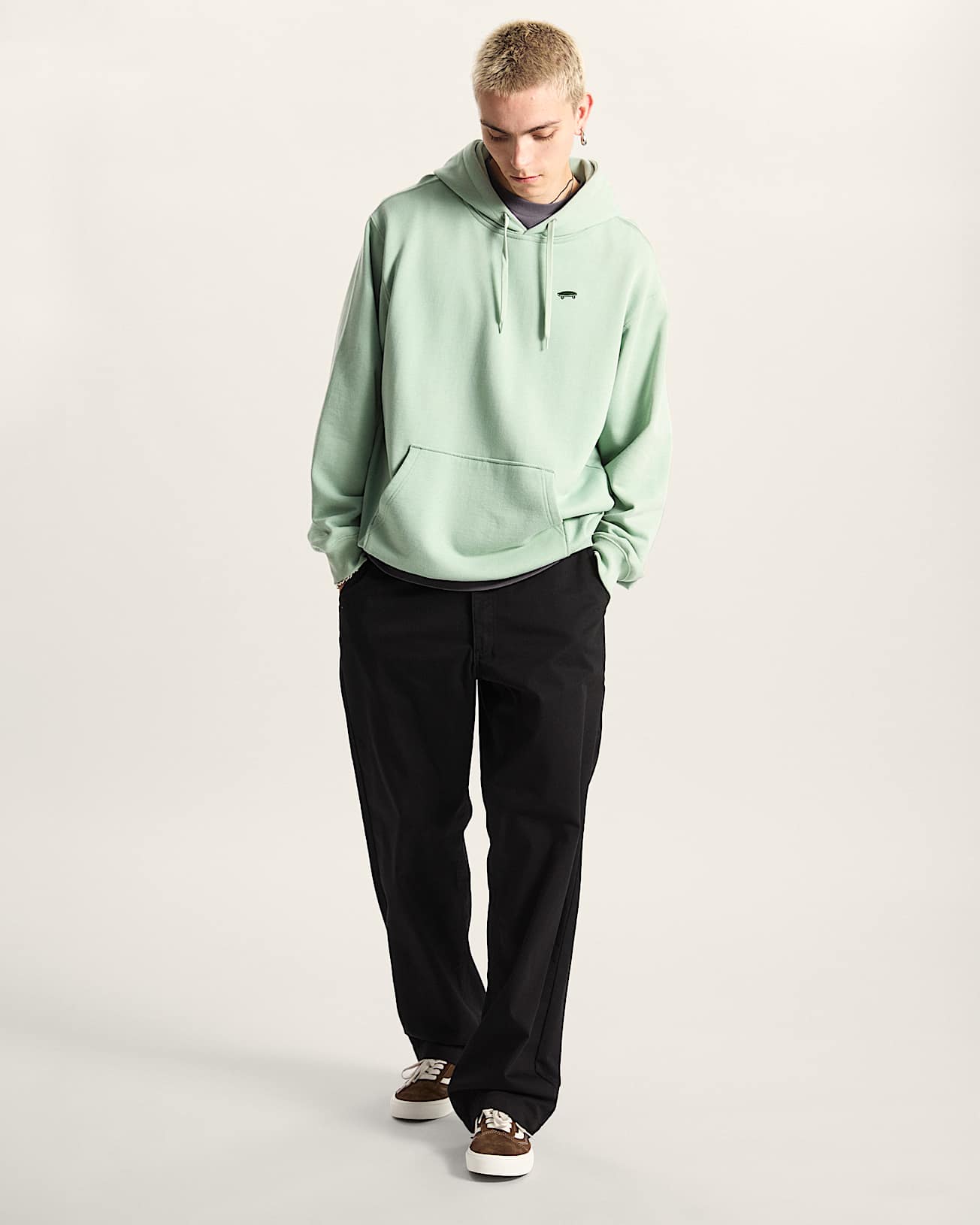 Salton Loose Hoodie in Blau| Vans AT