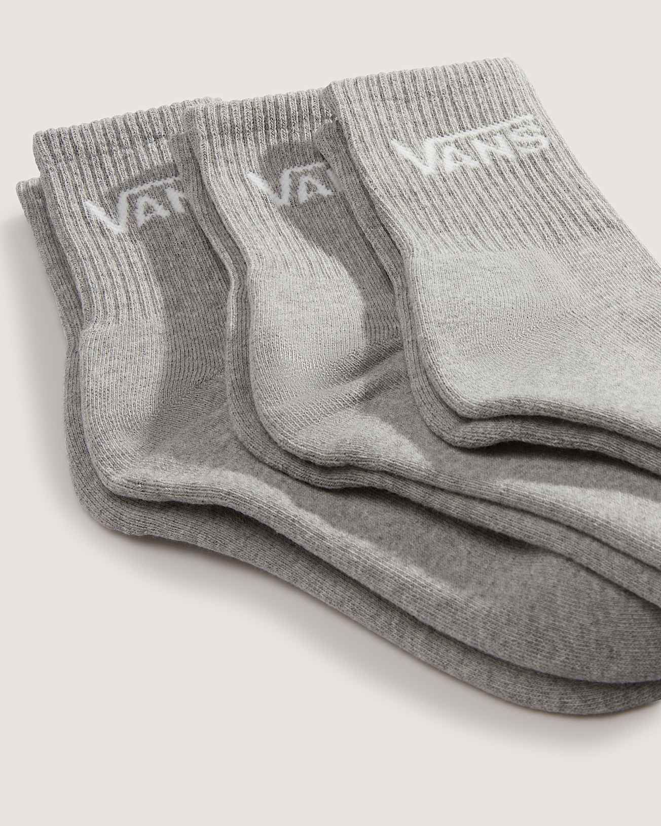 Classic Half Crew Socks (3 pairs) in Grey| Vans DK